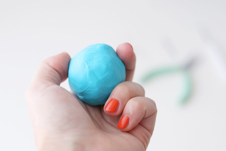 DIY: FIMO Statement Necklace // Luloveshandmade.com