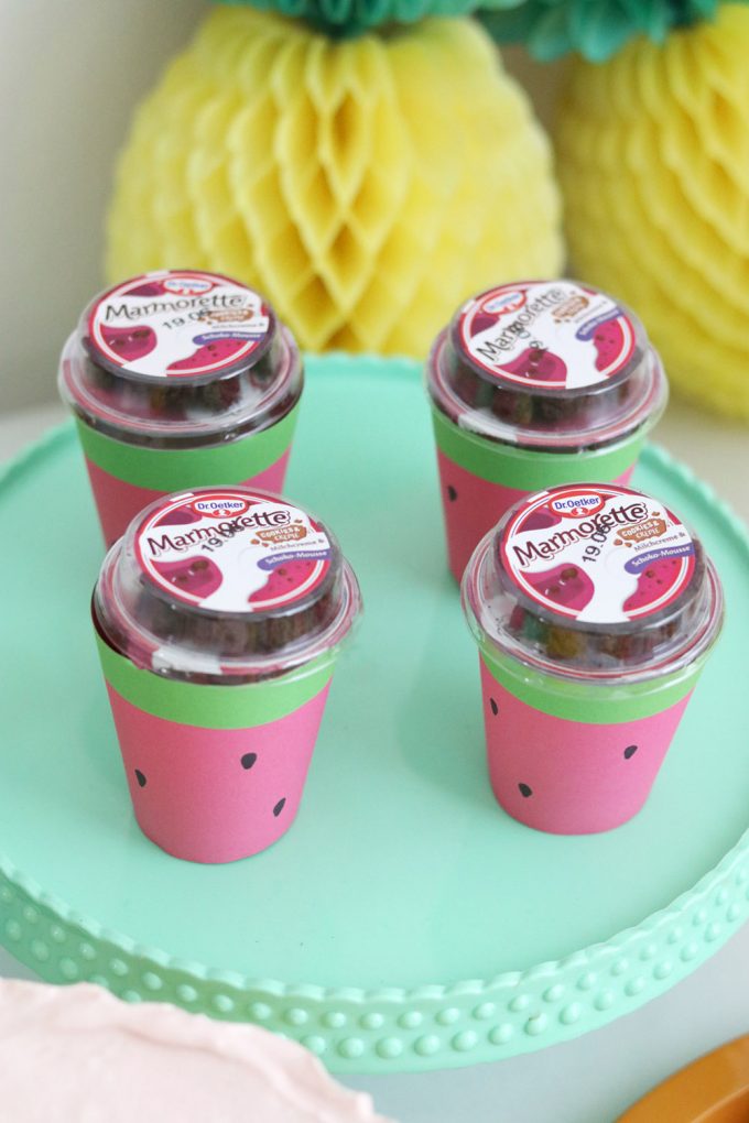 A Bright and Colorful Summer Craft Party via Luloveshandmade.com