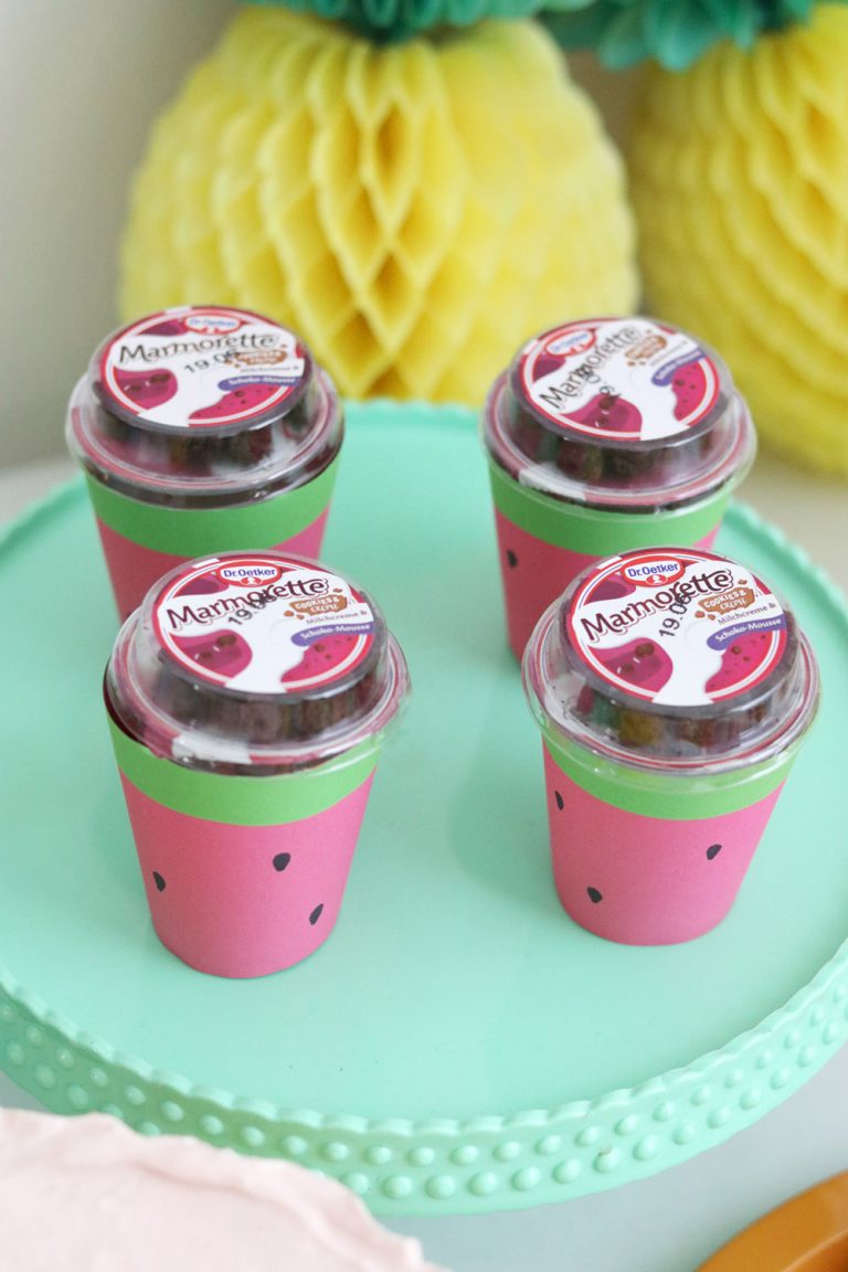 A Bright and Colorful Summer Craft Party via Luloveshandmade.com
